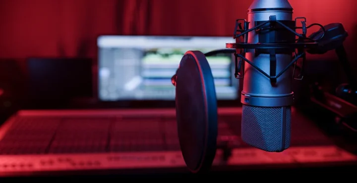 Why Your Lebanese Brand Should Start a Podcast in 2025